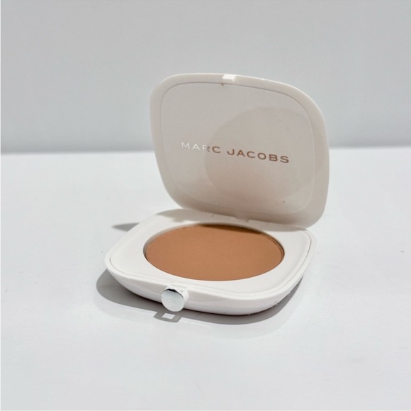 Marc Jacobs | Makeup | Marc Jacobs 4 Tantastic Bronzer | Poshmark